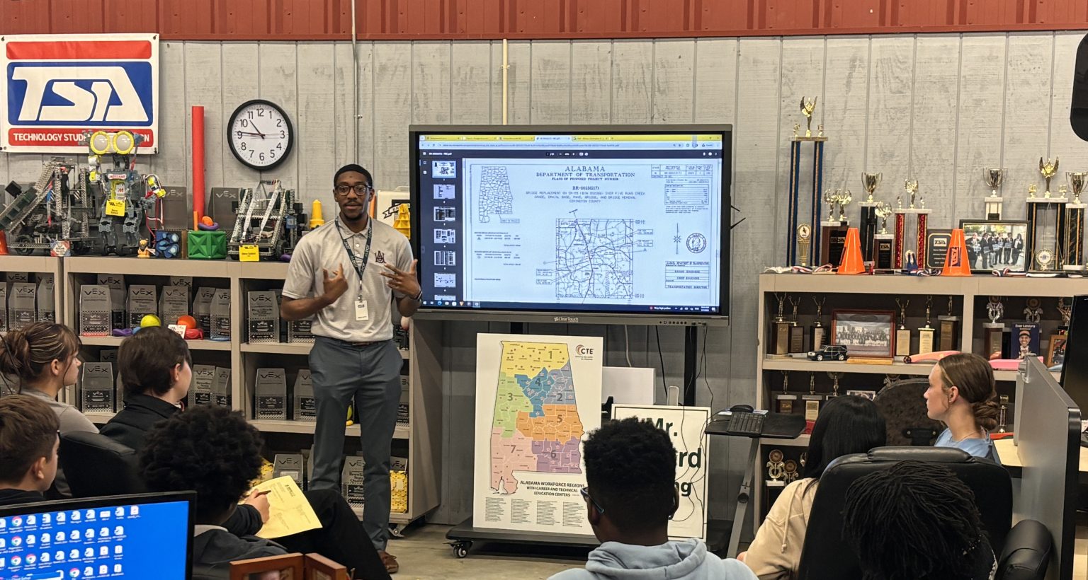 ALDOT engineer helps high school students design a career - ALDOT News Hub