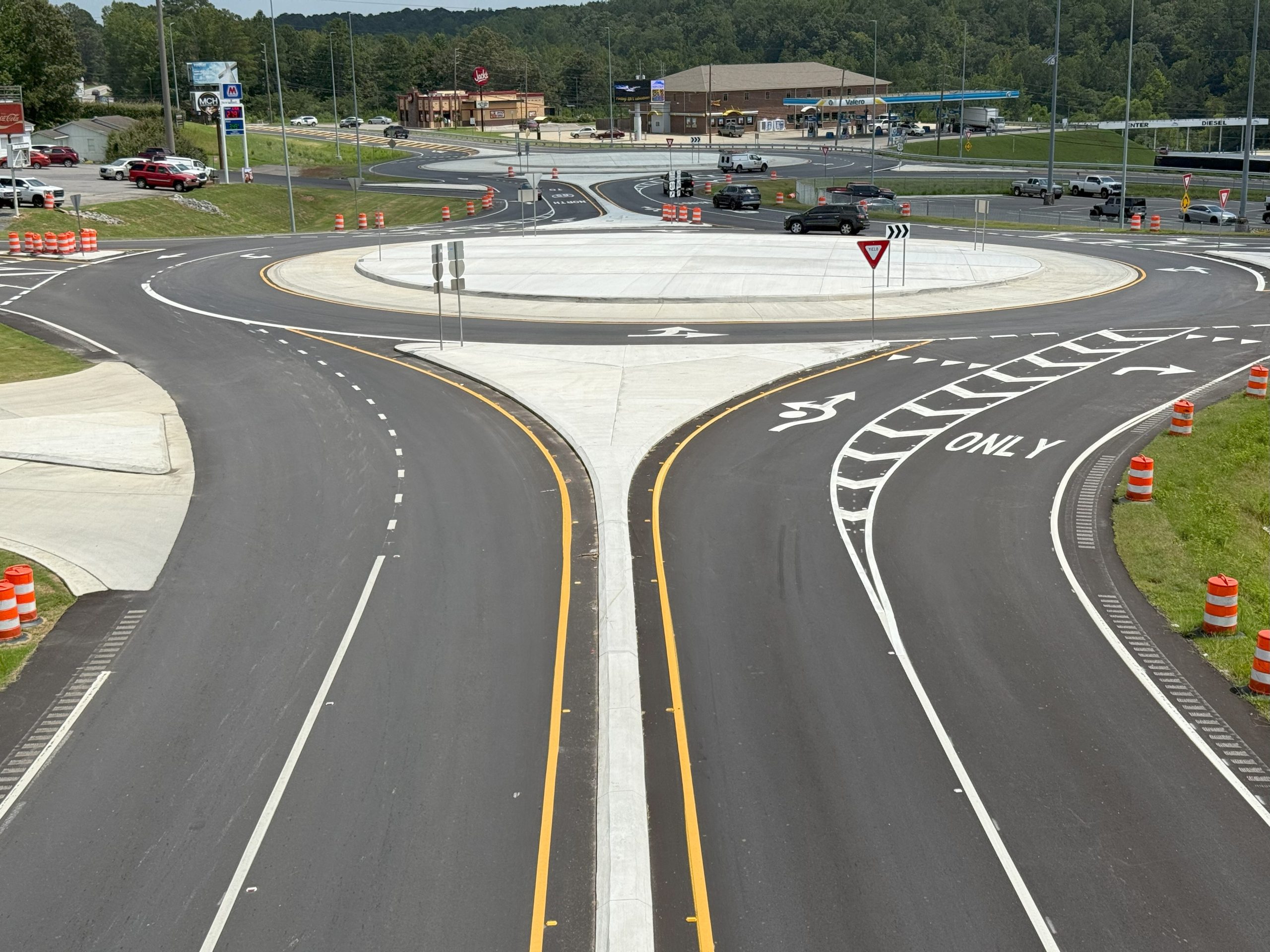 Triple roundabout upgrades safety at Blount County interchanges - ALDOT ...